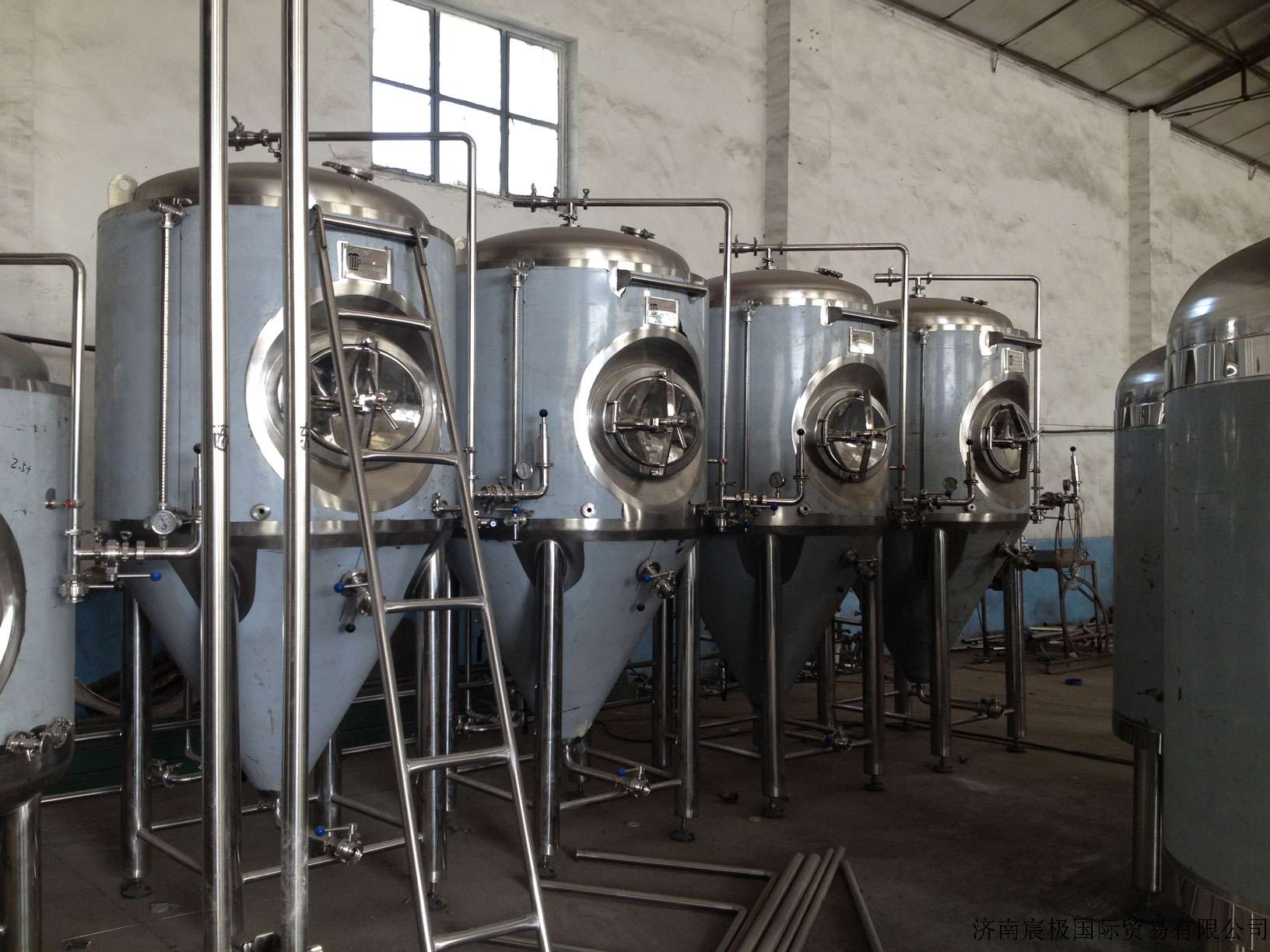 2000L large brewery plant - 济南宸极国际贸易有限公司